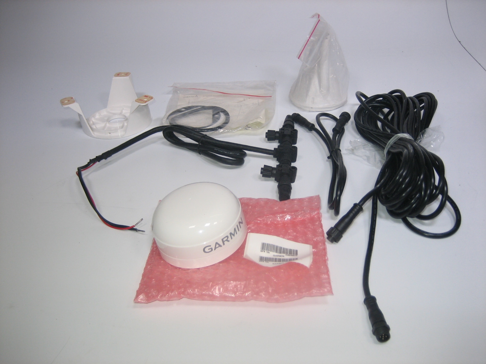 Garmin GPS-19X NEW* NMEA2000 Complete Add-On GPS Antenna w/NMEA2000 ...