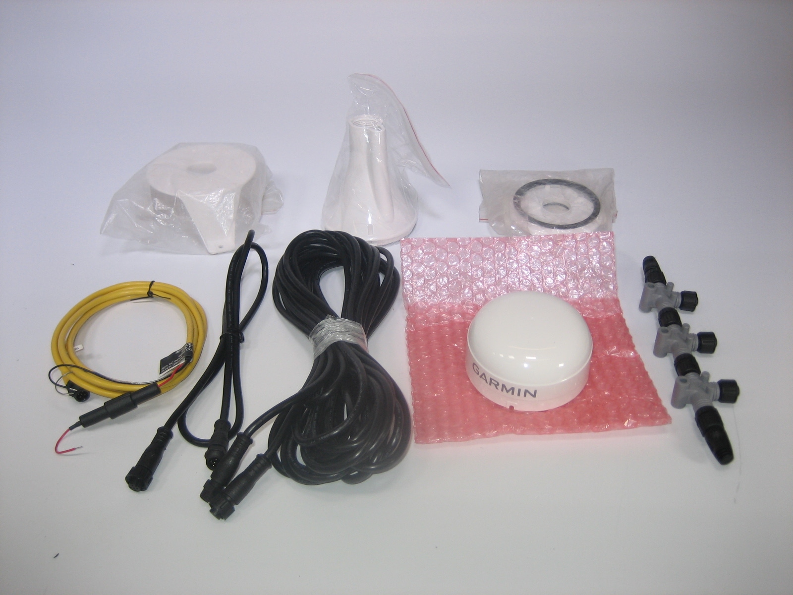 Garmin GPS-19X NEW* NMEA2000 Complete Add-On GPS Antenna + NMEA2000 ...