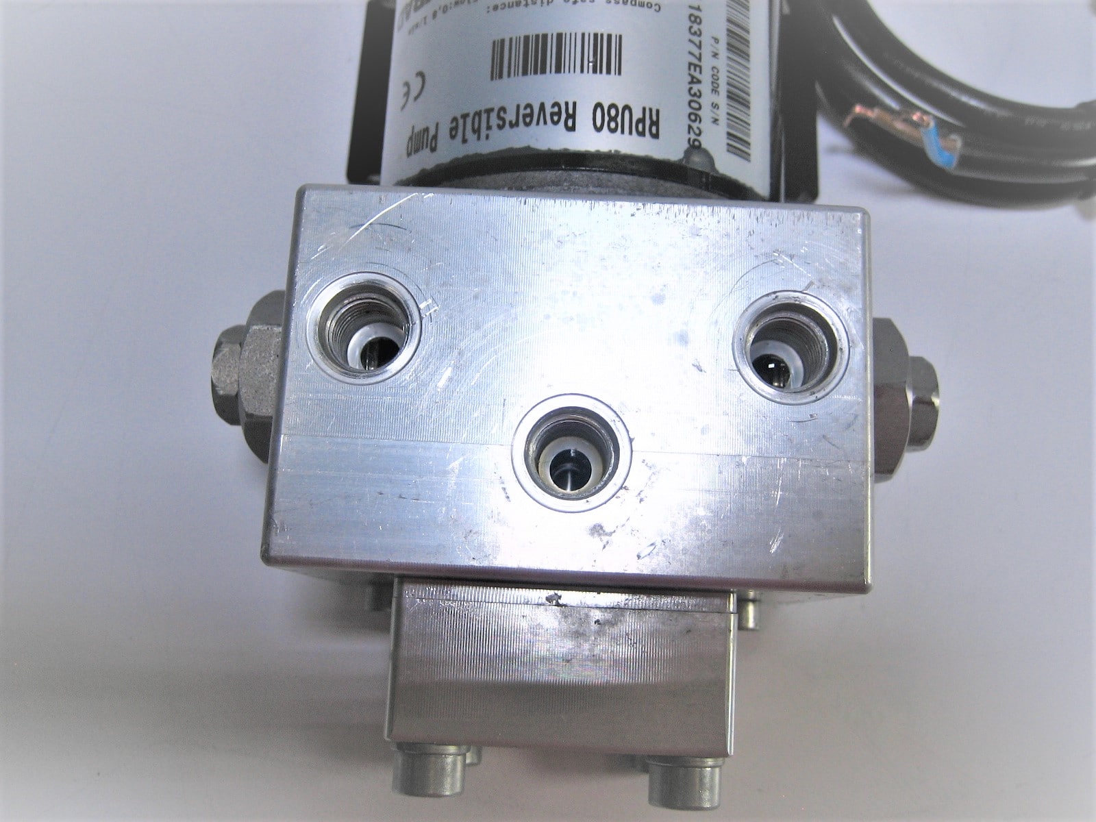 Simrad-RPU80 Boat Autopilot Pump Reversible PN21118377 12VDC/Tested ...