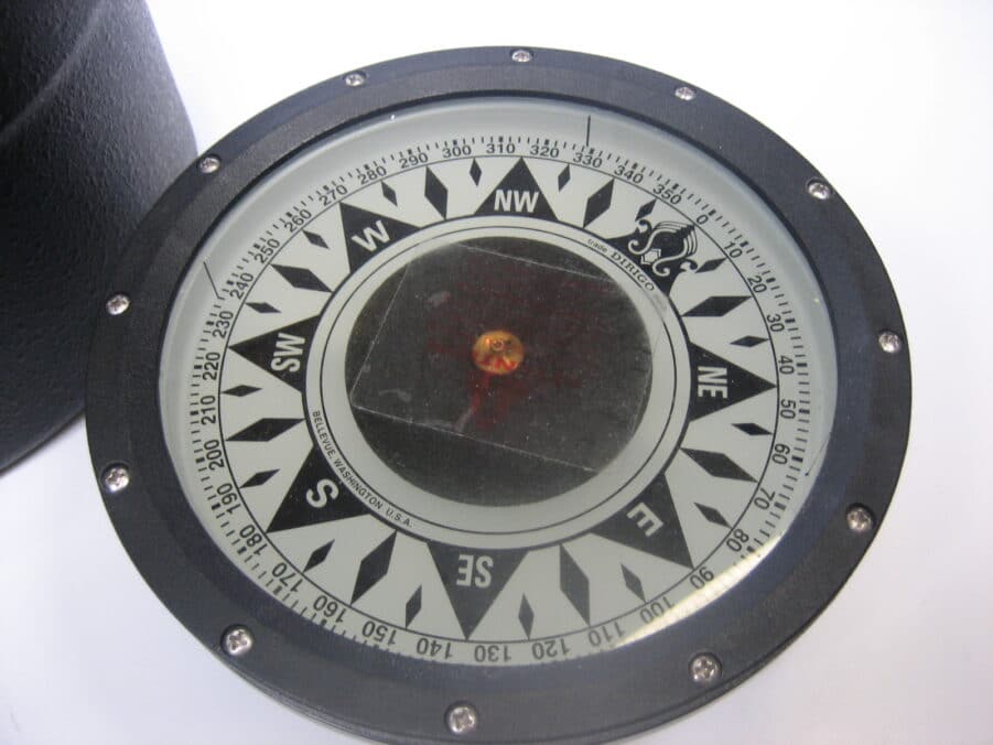 ComNav 20720009 Dirigo 6" Binnacle Compass - *New Old Stock* - Max ...
