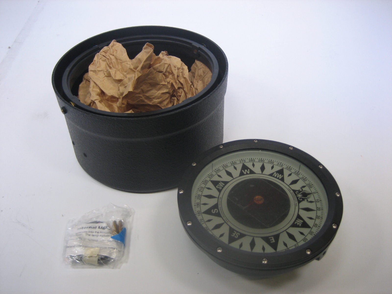 ComNav 20720009 Dirigo 6" Binnacle Compass - *New Old Stock* - Max ...