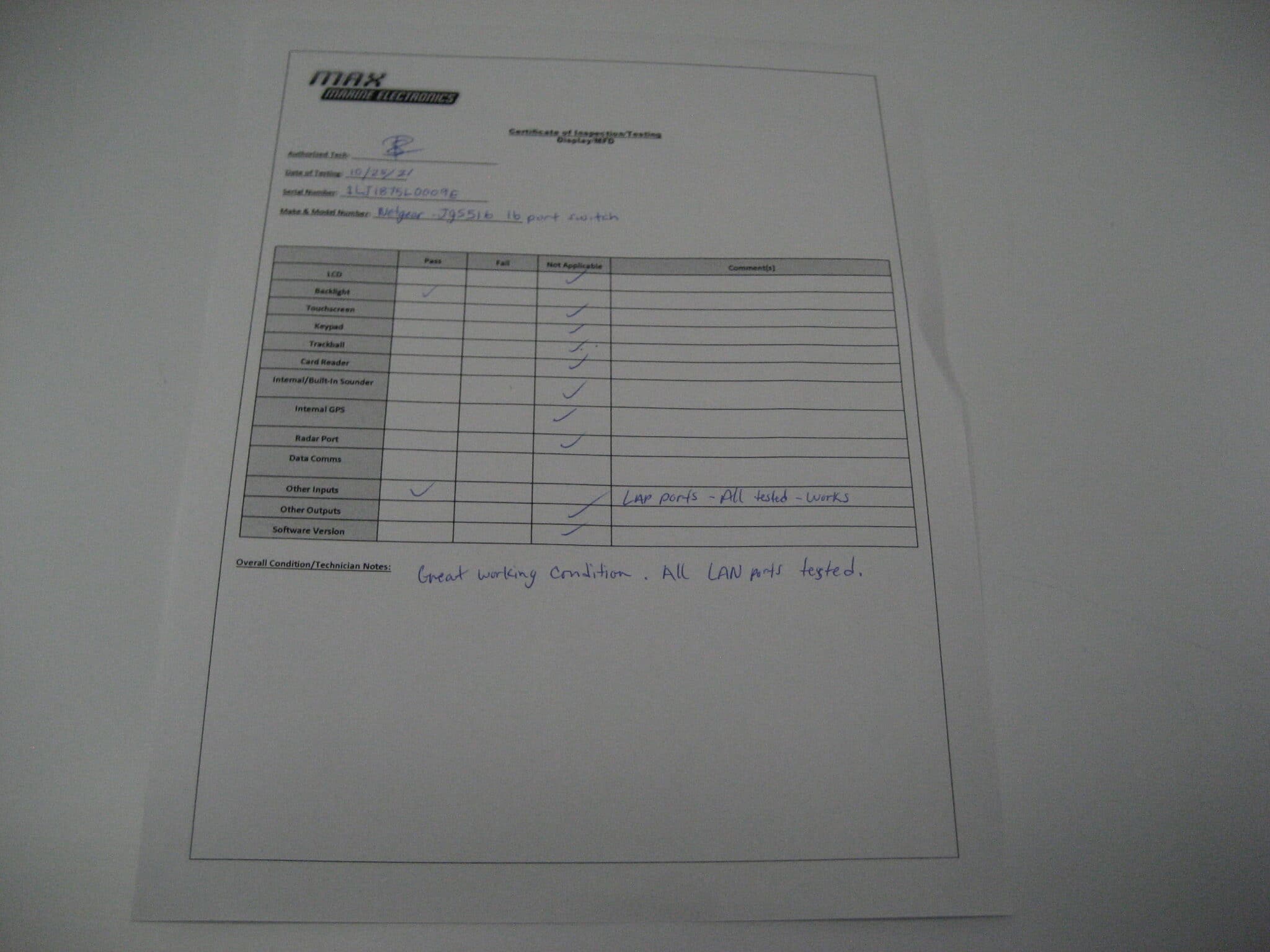 Netgear ProSafe JFS516 16 Port 10/100 Mbps Switch with Rack Mount ...