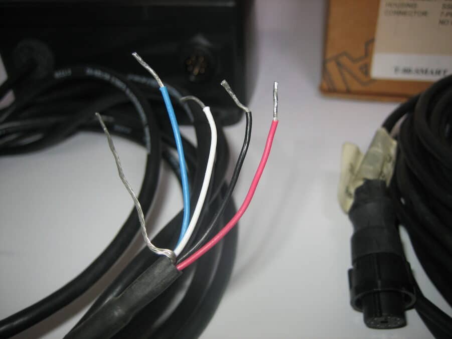 Airmar High Precision Temperature System - Transom Sensor & Junction ...