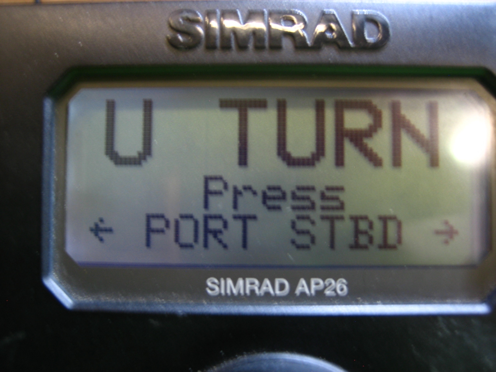 Simrad AP26 Autopilot Control Head 22087910 -New LCD- W/Suncover - Max ...