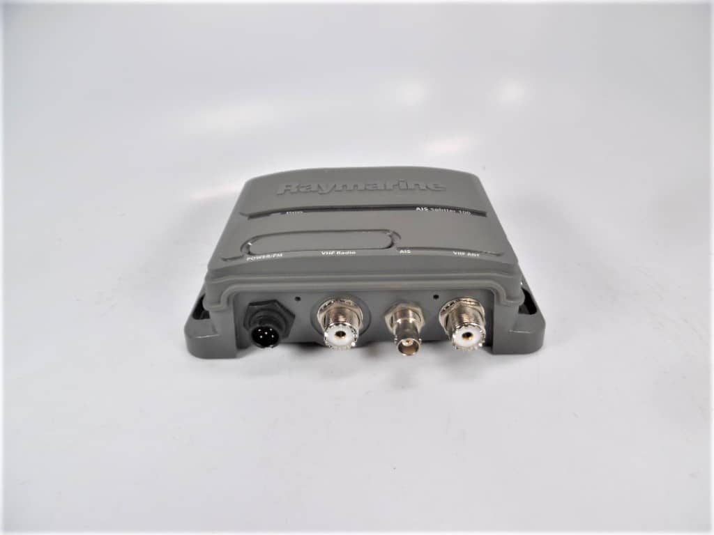 Raymarine AIS Splitter 100 Module + Cables - A80190 - Good Condition ...