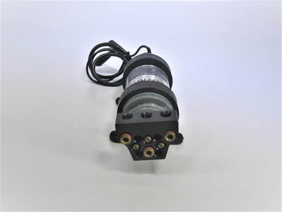 Garmin GHP 10 - 2.0L Autopilot Pump and Head-Great Condition-Tested ...