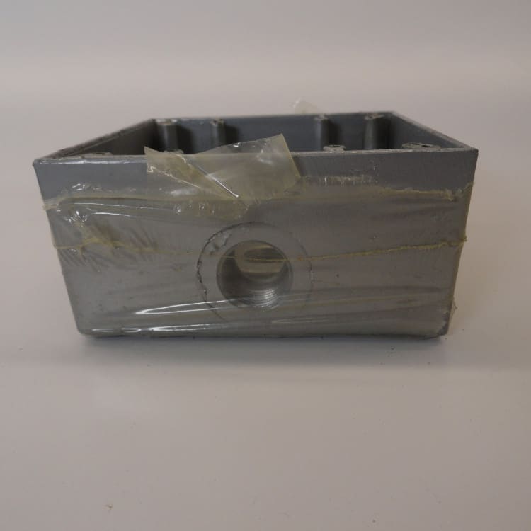 EGS GSM250 - Two Gang 3 Hole Waterproof Metal Box 1/2in - LOT OF 5 ...