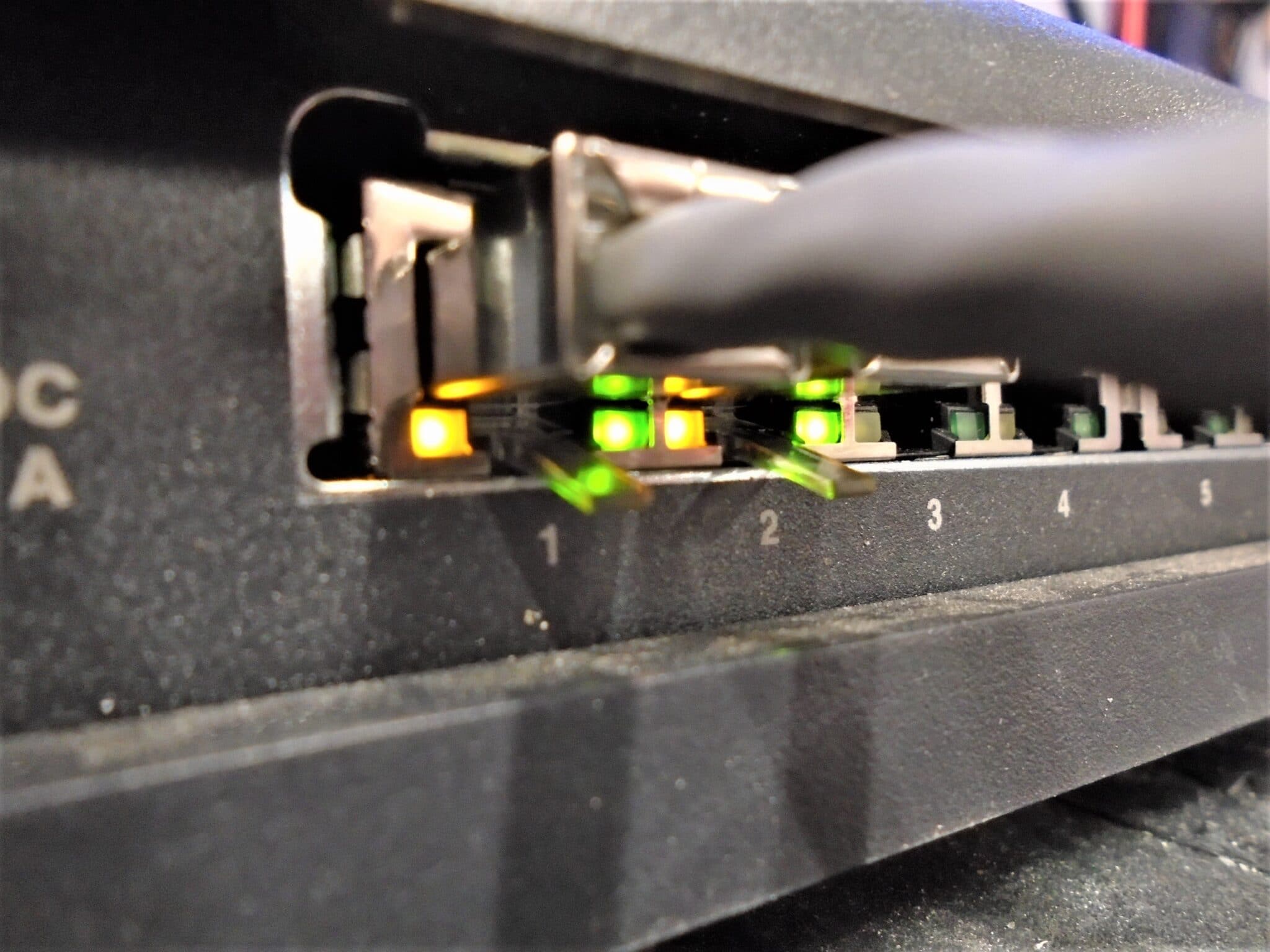 Furuno HUB-101 - Interswitch Hub F/ NavNet 3D TZtouch Ethernet - (Fully ...