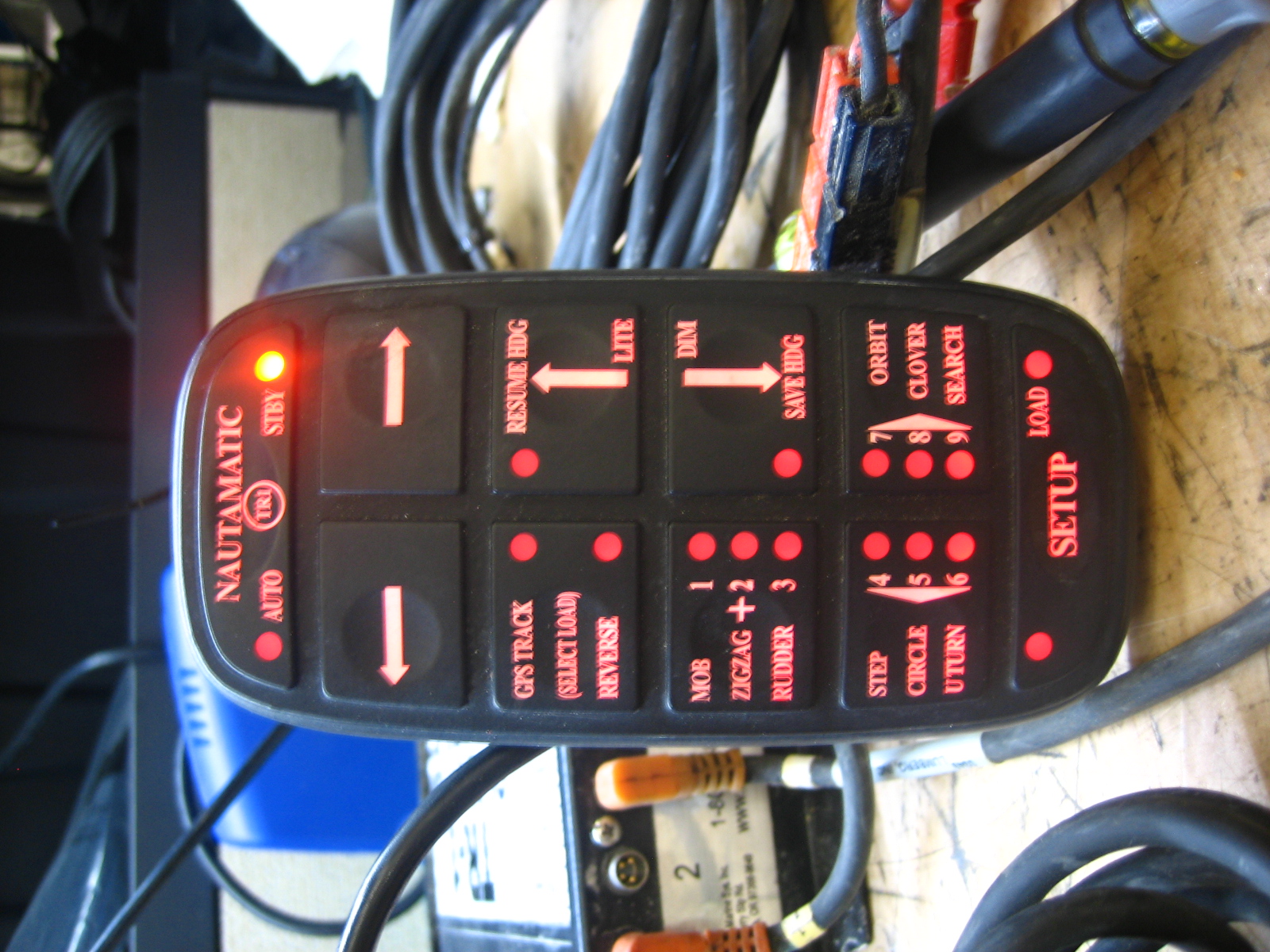 Garmin / Nautamatic TR-1 Gladiator Autopilot Remote Control - TESTED ...