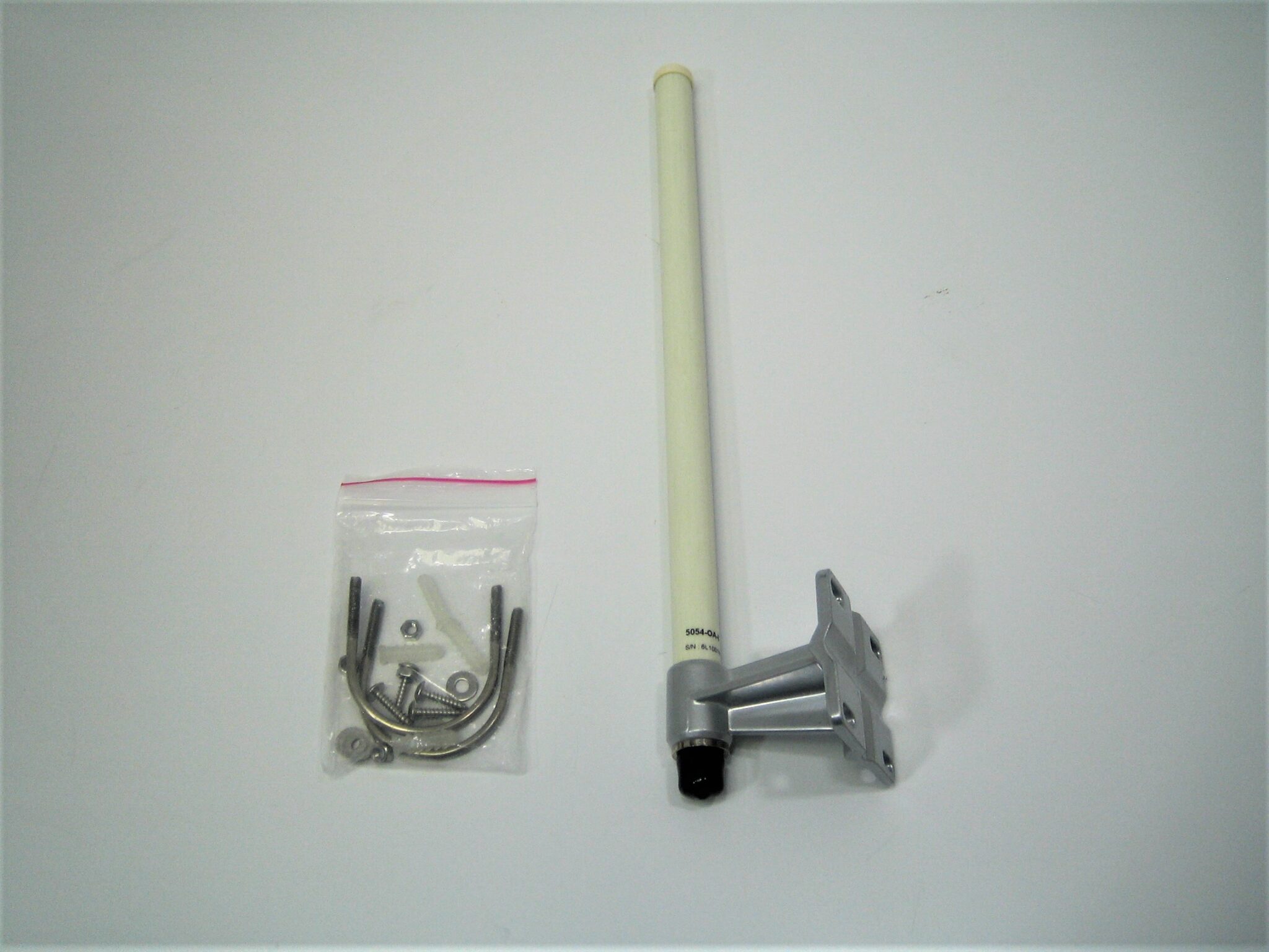 8 dBi outdoor 5 Ghz Wi-Fi omni-directional antenna N-female connector ...