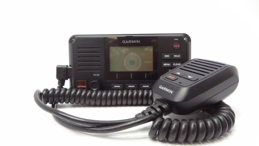 Garmin VHF 110 Submersible Marine VHF Radio Transceiver Unit with Hand ...