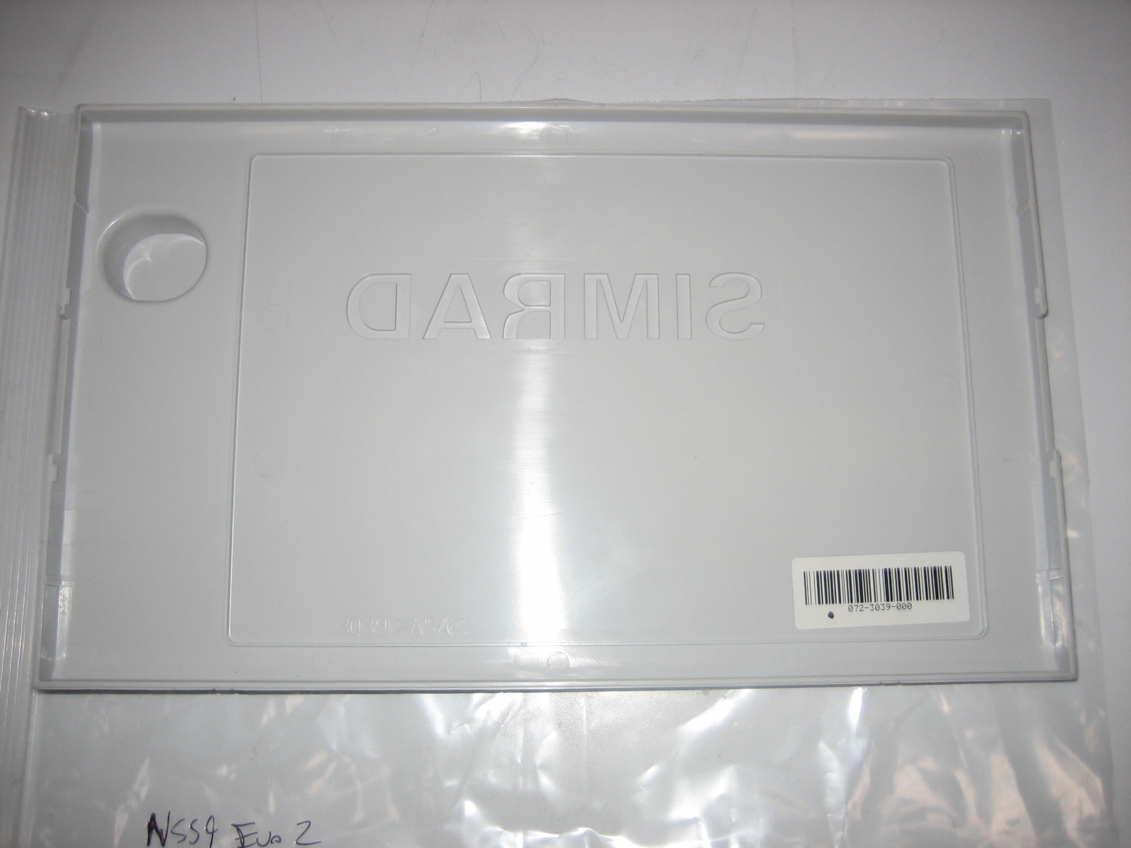 Simrad 000-11592-001 Suncover Protective Sun Cover for NSS9 EVO2 *NEW ...