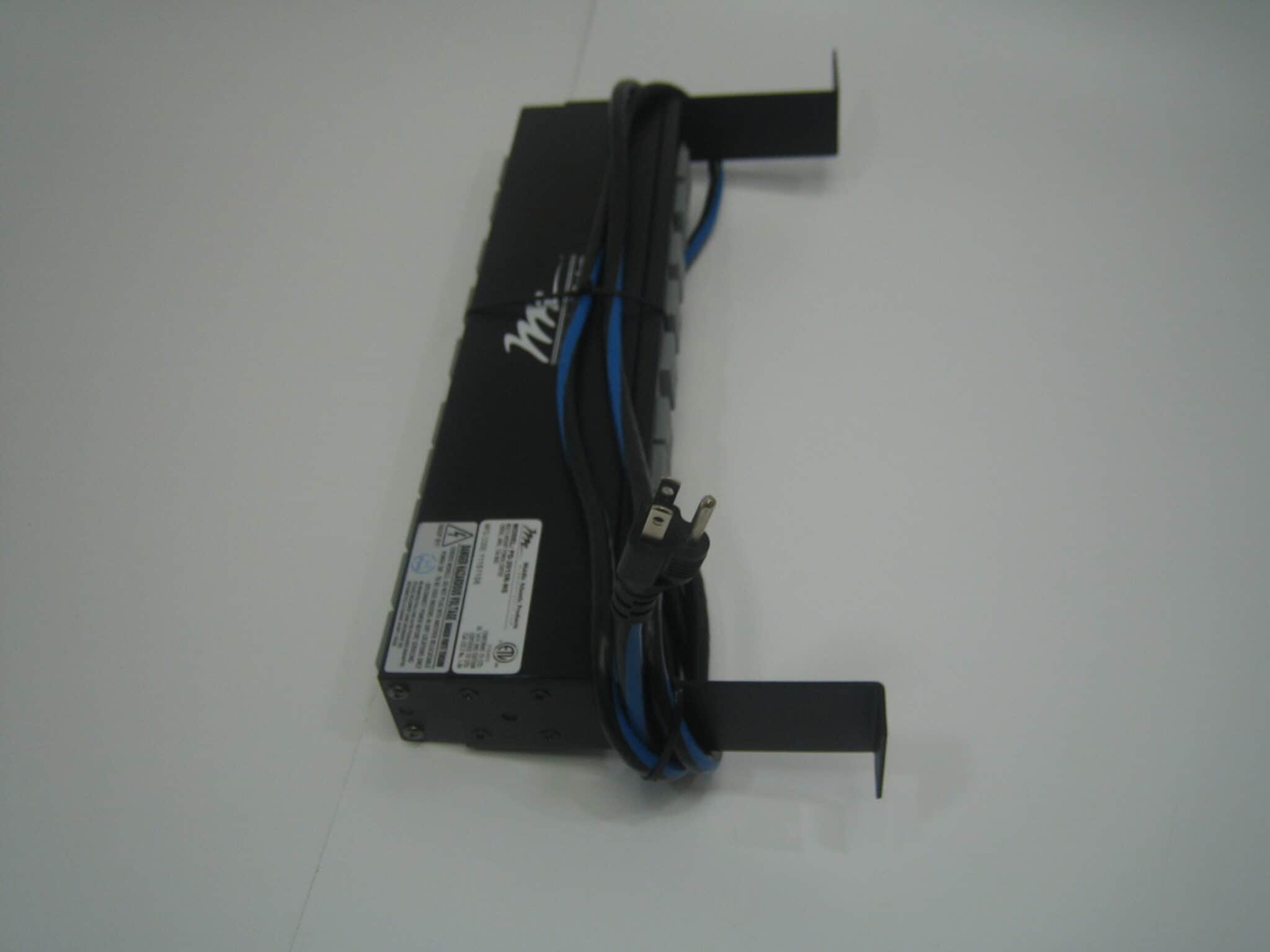 Middle Atlantic PD-2015R-NS 20-Outlets Power Strip with Multi-Mount ...