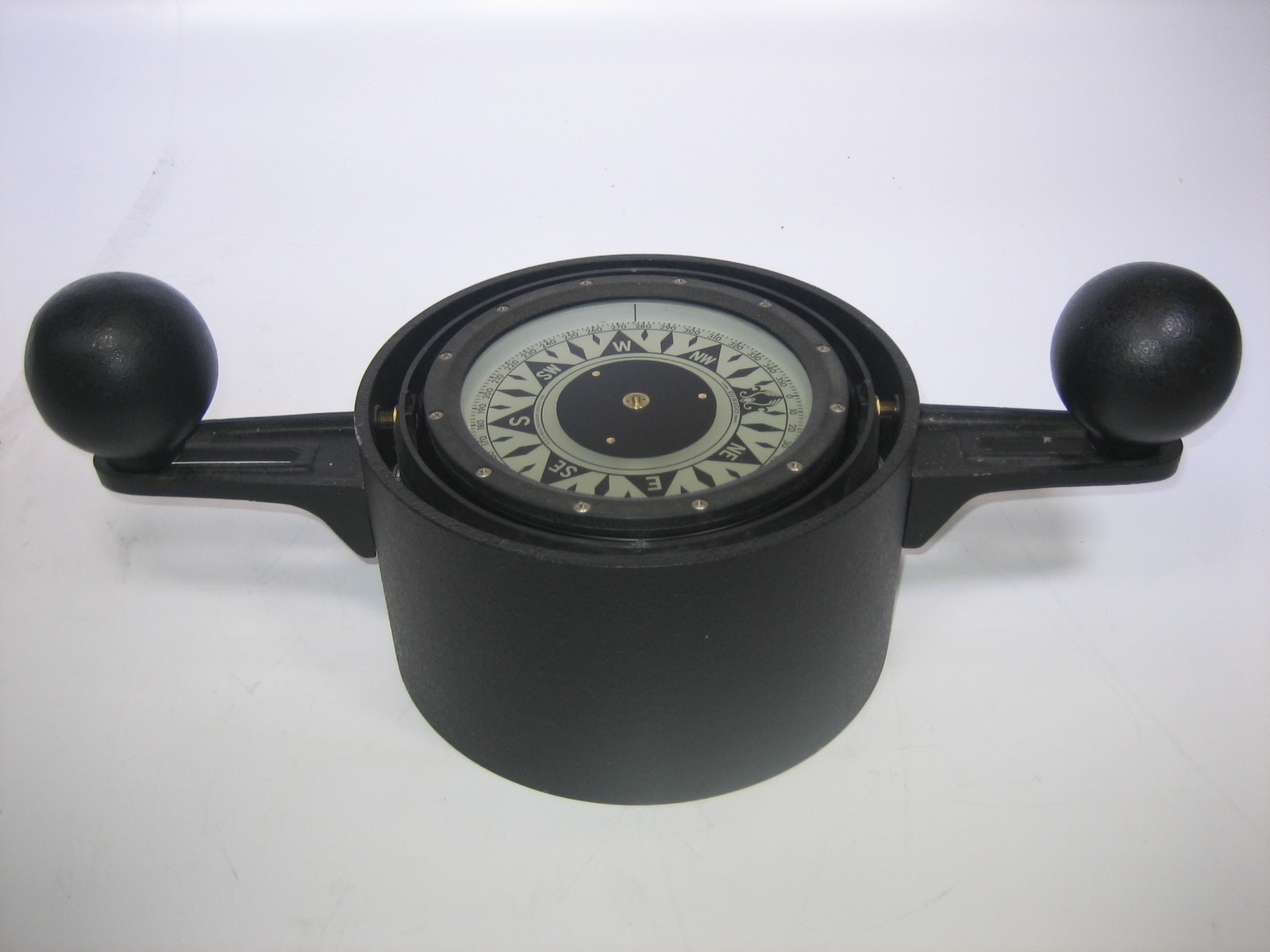 ComNav 20720009 Dirigo 6" Binnacle Compass -New Open Box - Max Marine ...