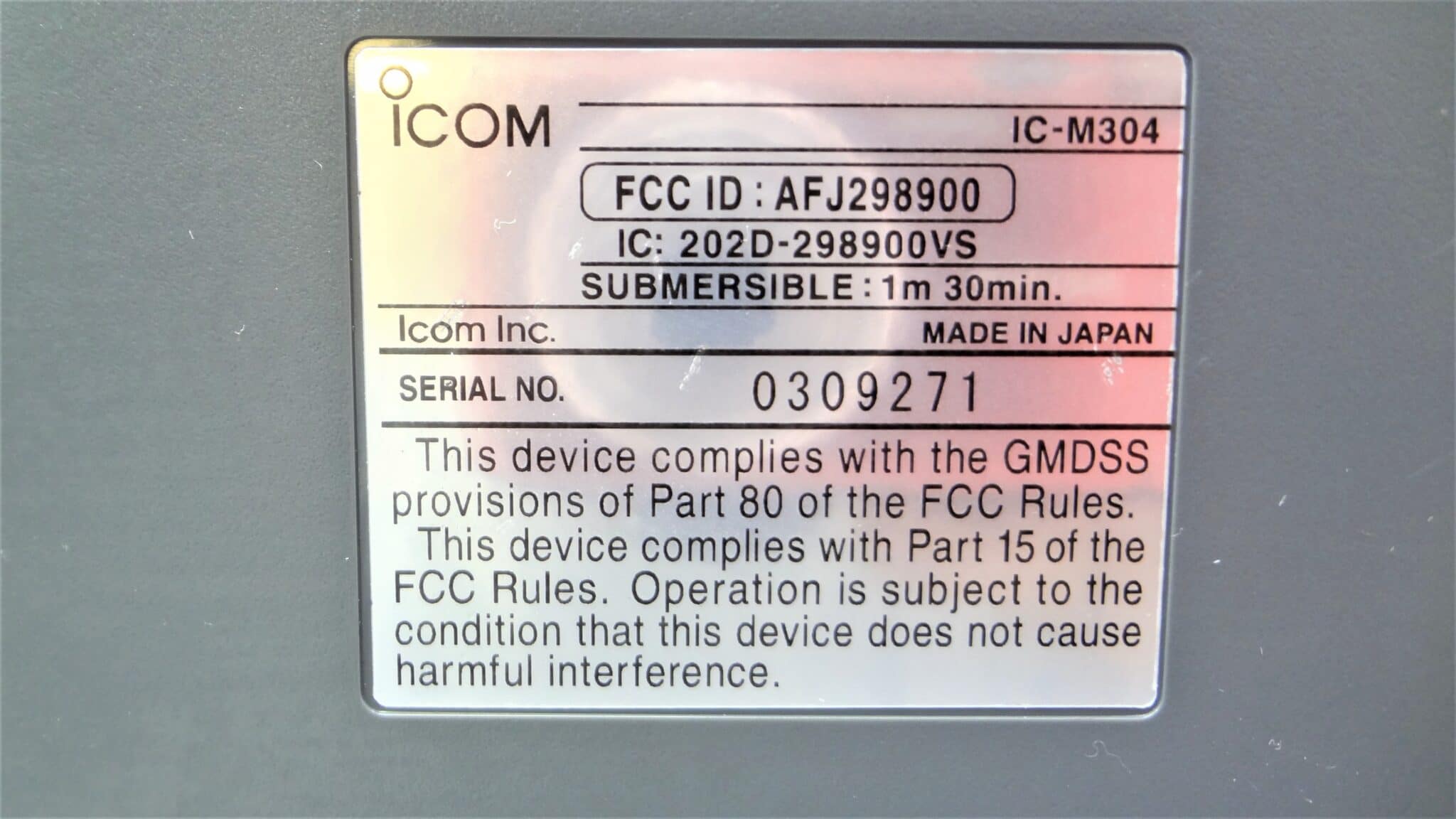 Icom IC-M304 Submersible Marine VHF Radio Transceiver Unit W/ HM-164B ...