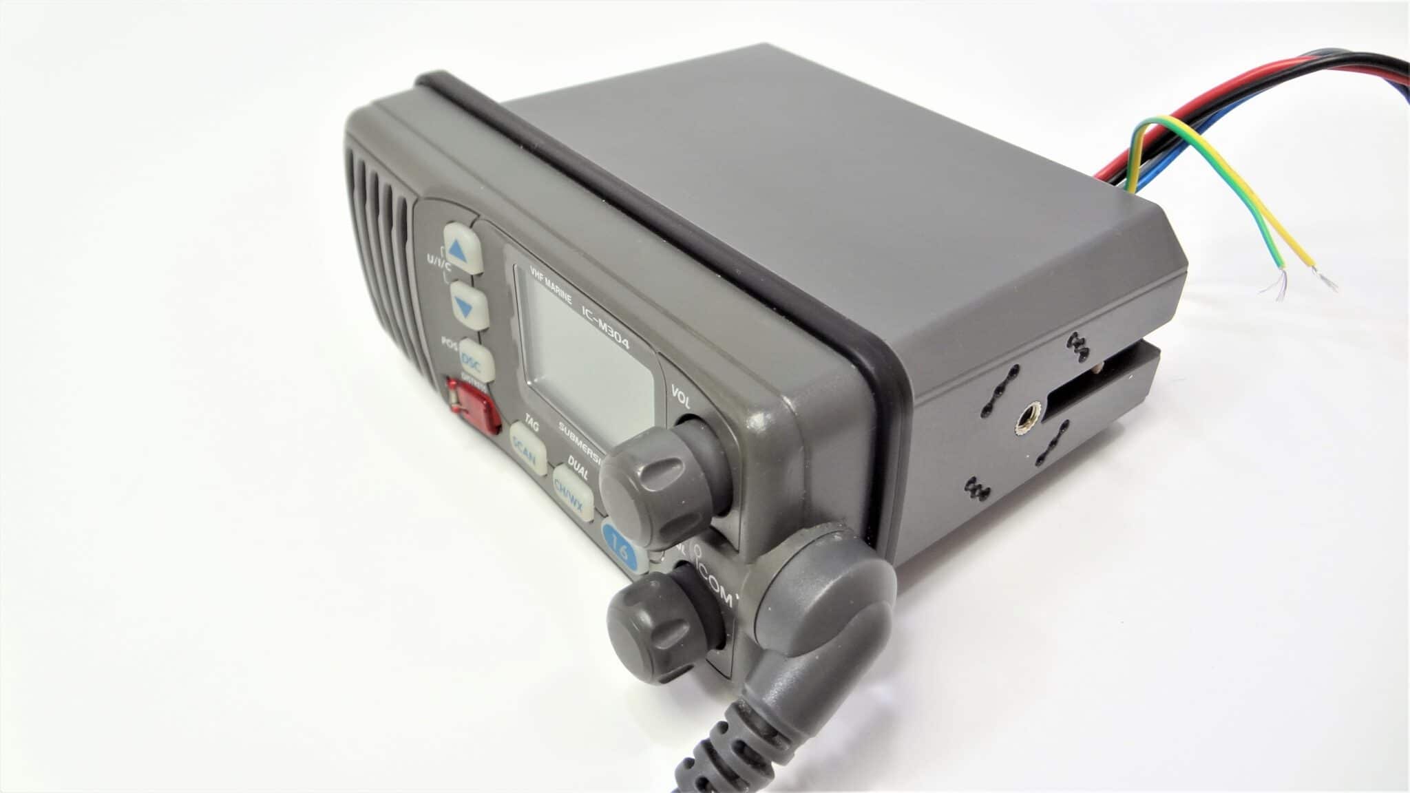 Icom IC-M304 Submersible Marine VHF Radio Transceiver Unit W/ HM-164B Hand Mic - Max Marine ...