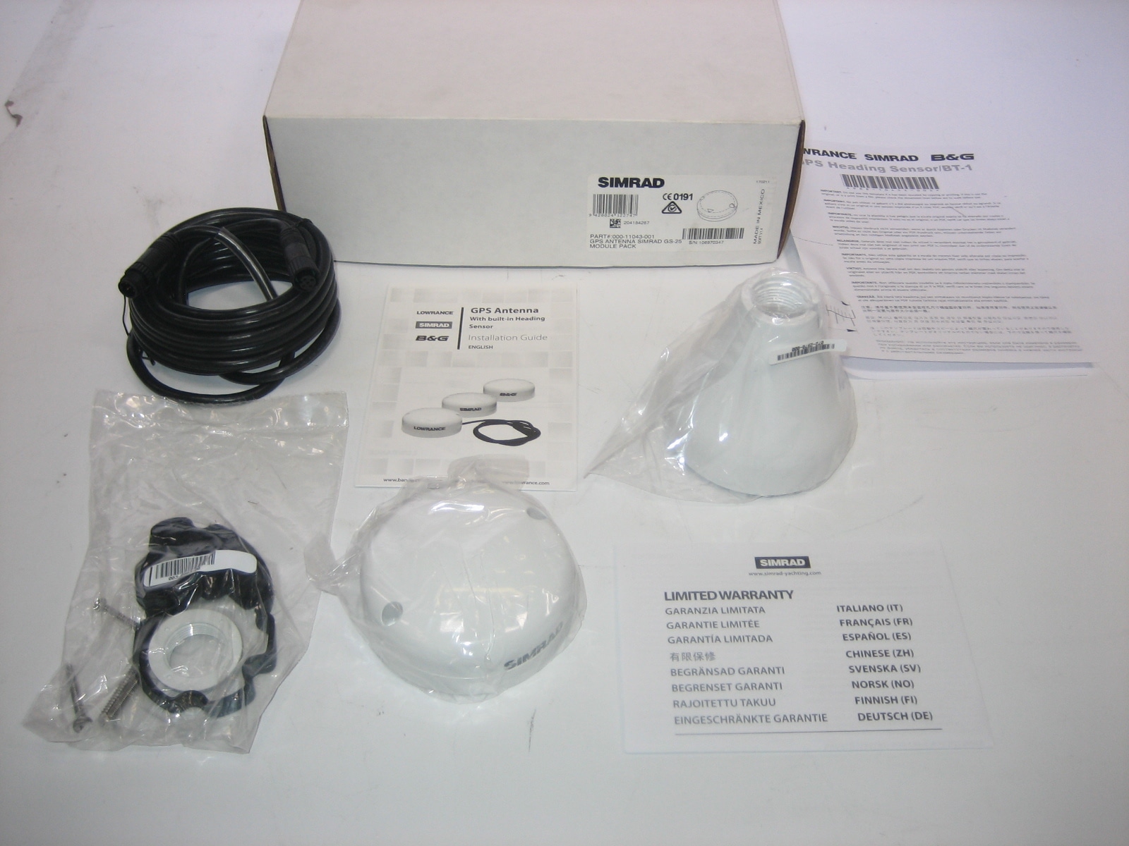 Simrad GS-25 GPS & Heading Sensor - 000-11043-001 - NEW OLD STOCK IN ...