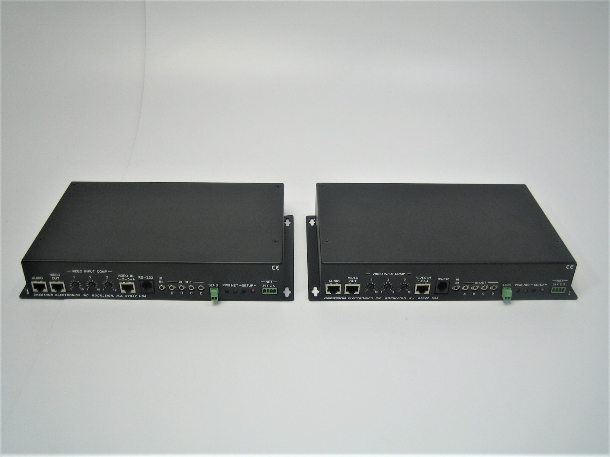 (Lot Of 2) Crestron CNXRMCLV Enhanced Room Solution Box - Free US ...