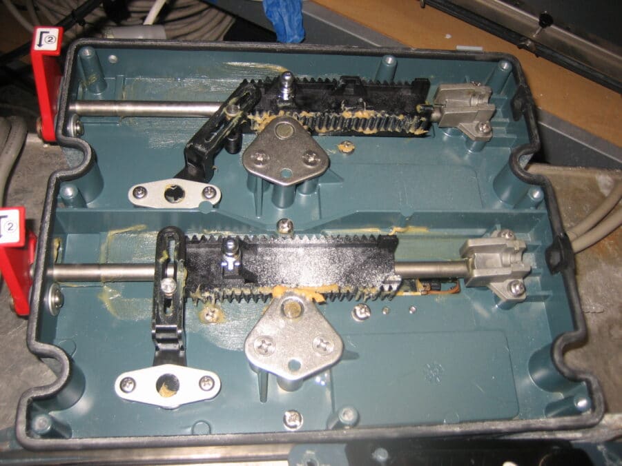 NHK MEC Teleflex KE-4a Twin Dual Engine Electronic Control System Kit ...