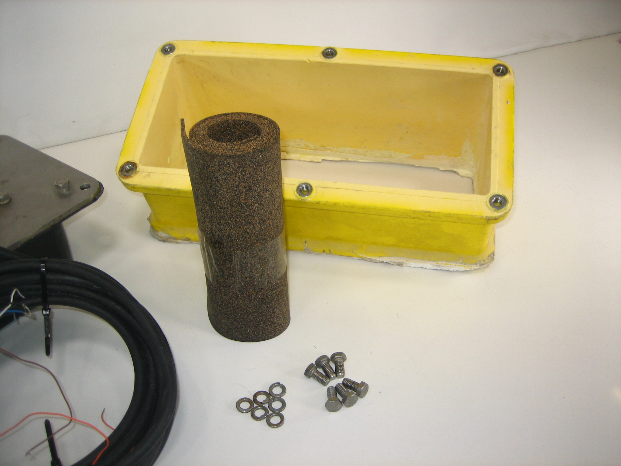 Airmar R199 2kw 50/200 Dual Line Non-Diplexed In-Hull Transducer - Fits ...