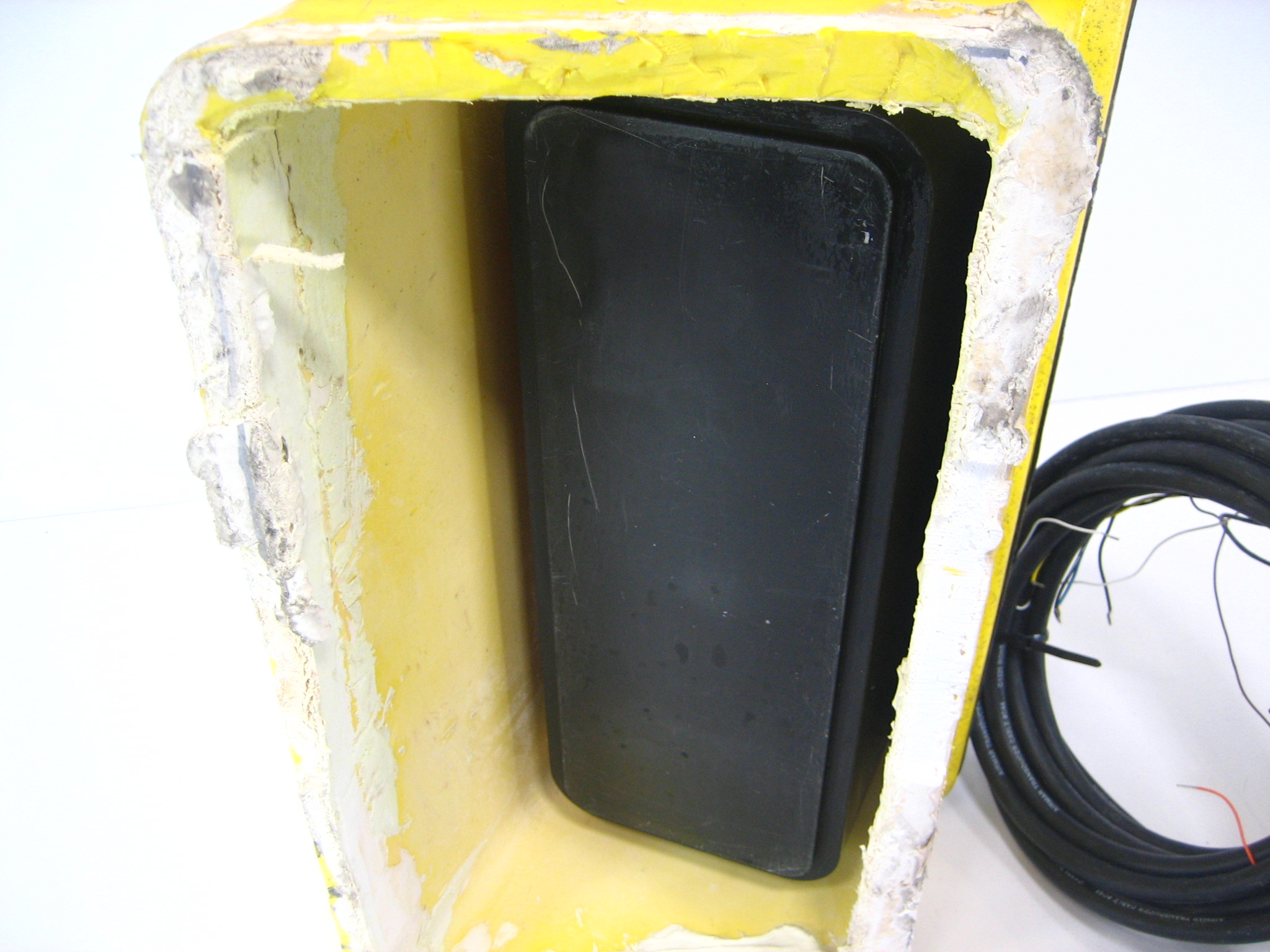 Airmar R199 2kw 50/200 Dual Line Non-Diplexed In-Hull Transducer - Fits ...