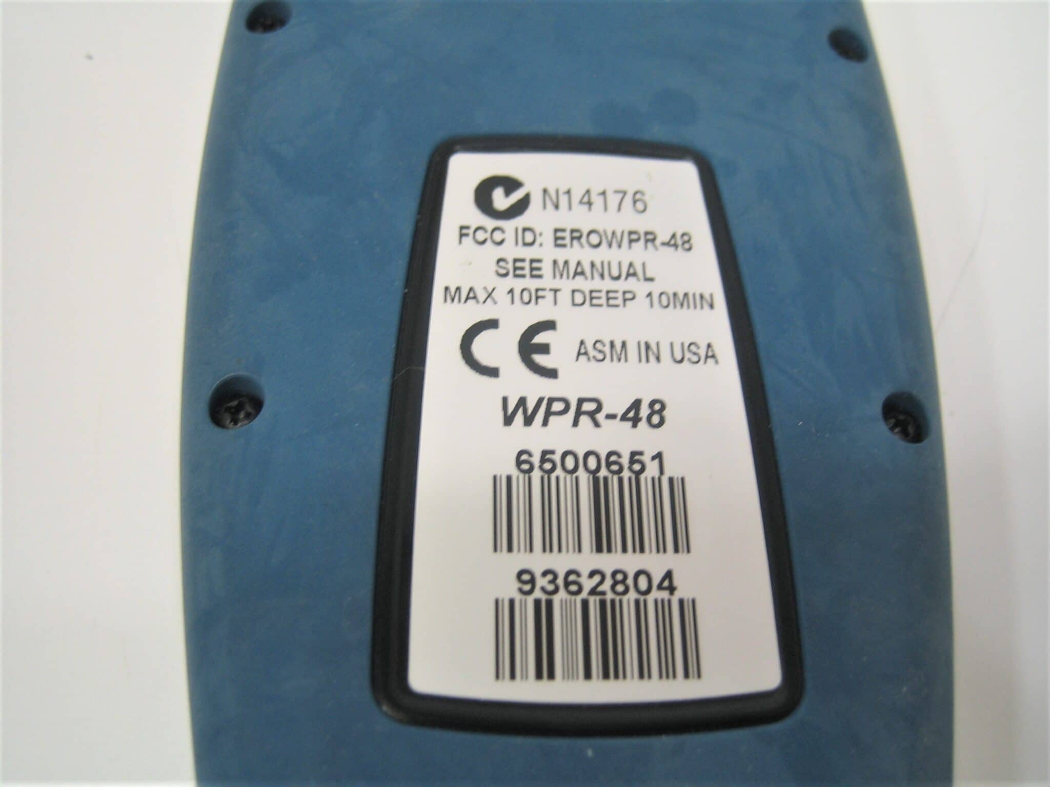 Crestron WPR-48 Waterproof Remote with WPR-DS Docking Station - For ...