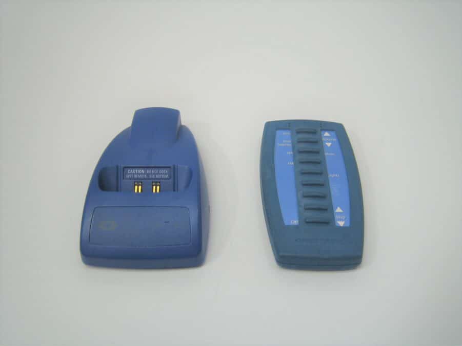 Crestron WPR-48 Waterproof Remote with WPR-DS Docking Station - For ...