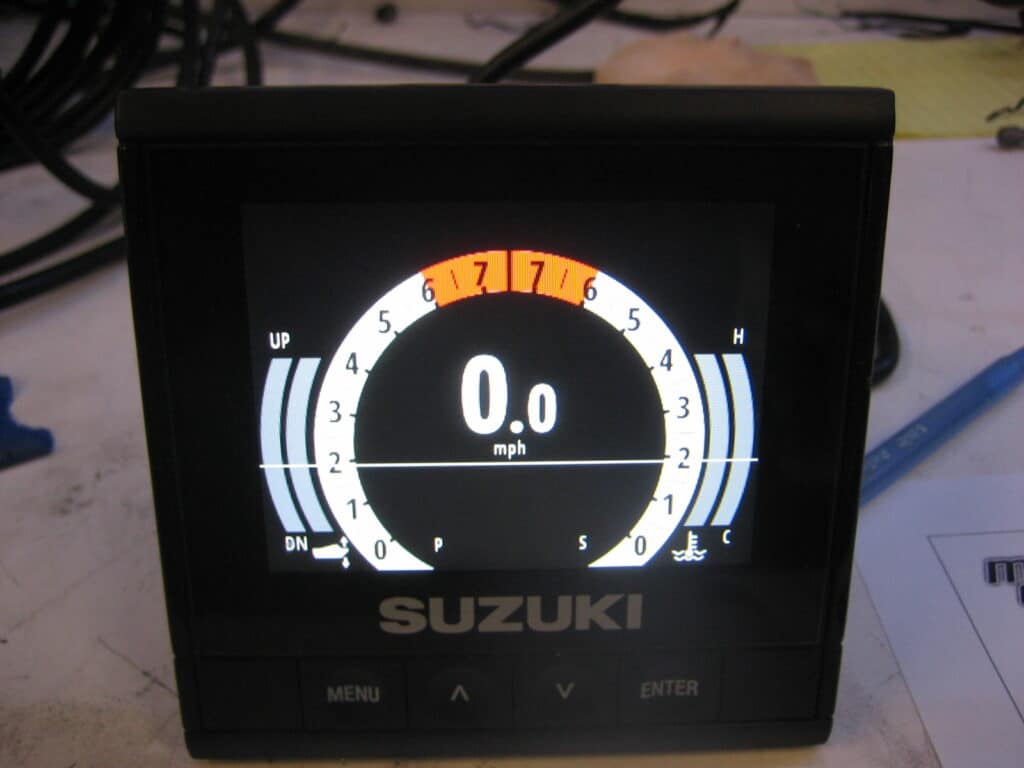 Suzuki C10 Gauge Instrument Display - Working but with One White Pixel ...