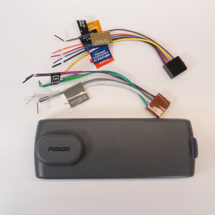 Fusion MS-AV700 Marine DVD Entertainment System AM/FM Sirius Boat Radio ...