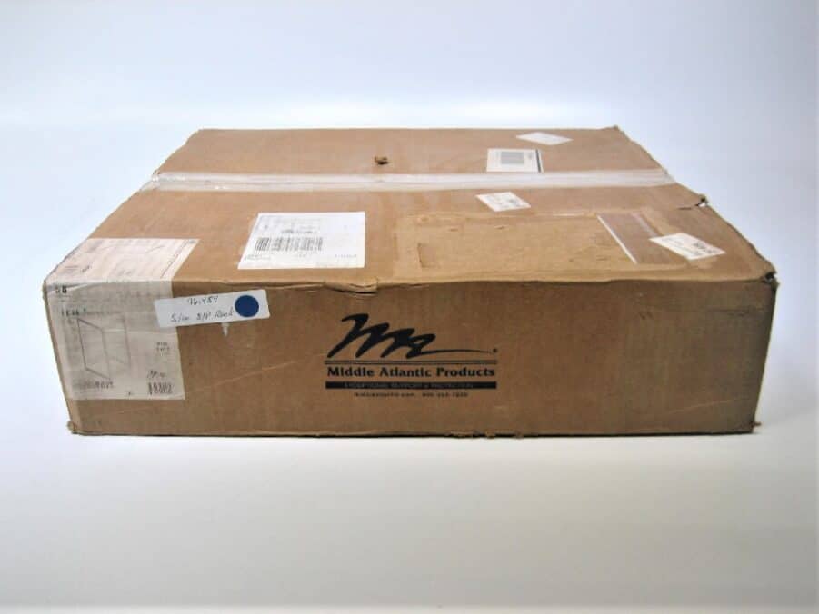 Middle Atlantic Slim-5 Knock Down 8SP, 20"DP Equipment Rack Enclosure ...