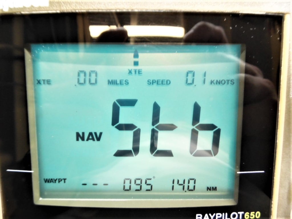 Raytheon/Raymarine - Raypilot 650 Seatalk Control Head - M81100 - NEW ...