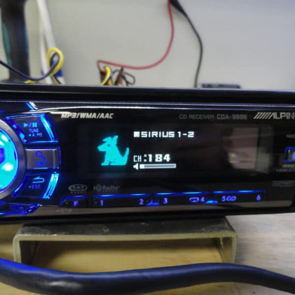 Alpine CDA-9886 AM/FM CD MP3 Radio Head Unit w/ KCA-SC100 Siruis XM ...
