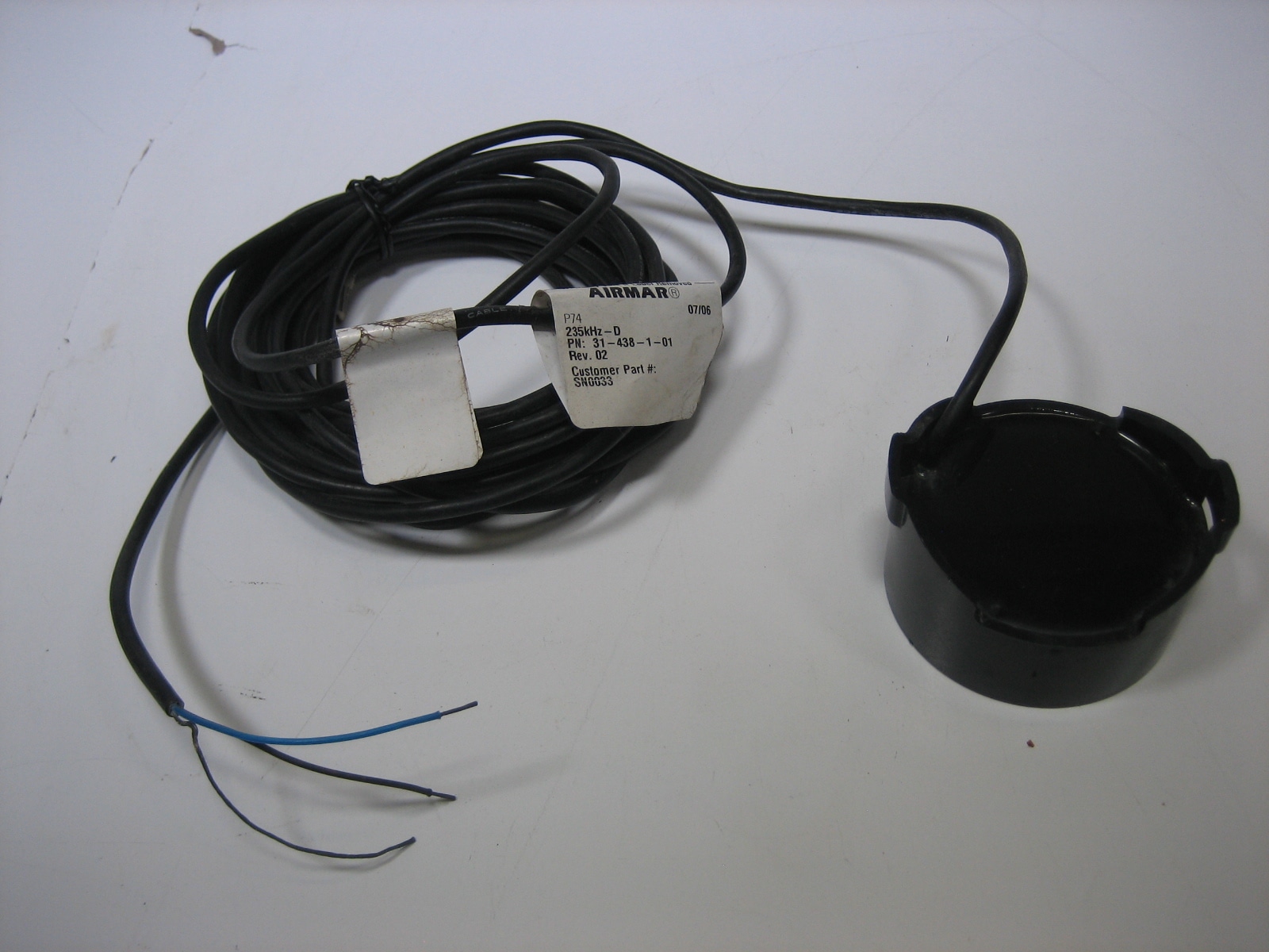 Faria SN2033 Glue In Hull Mount 235khz Transducer for Depth Instruments ...