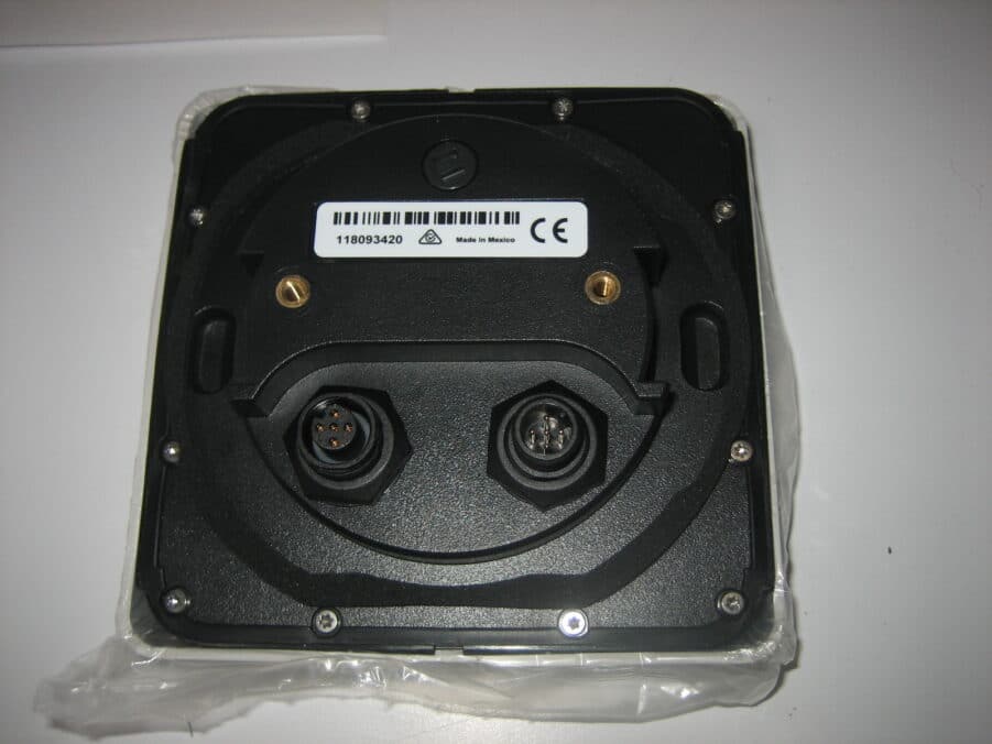 Simrad IS40 NMEA2000 Full Color Digital Instrument Display - NEW (B&G ...