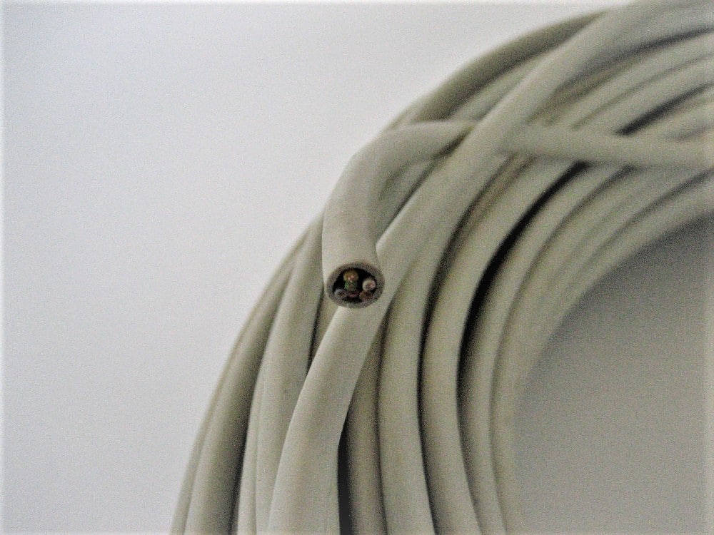 190 Feet - 22 AWG 6 Conductor Shielded Cable - White - New - Free ...