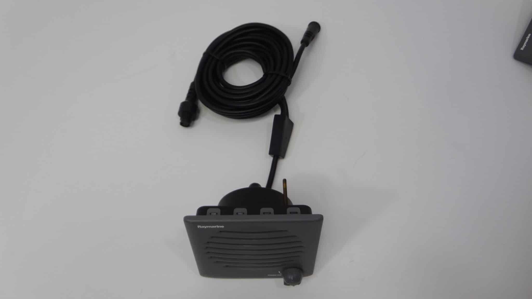 Raymarine RAY240 Ray240E Active Marine VHF Speaker E45003- Working ...