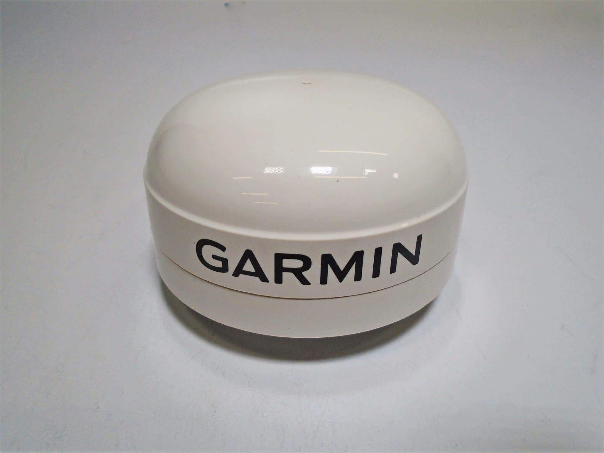 Garmin GPS-17X NMEA 2000 GPS Antenna -32 Foot Drop cable (Good Cond ...