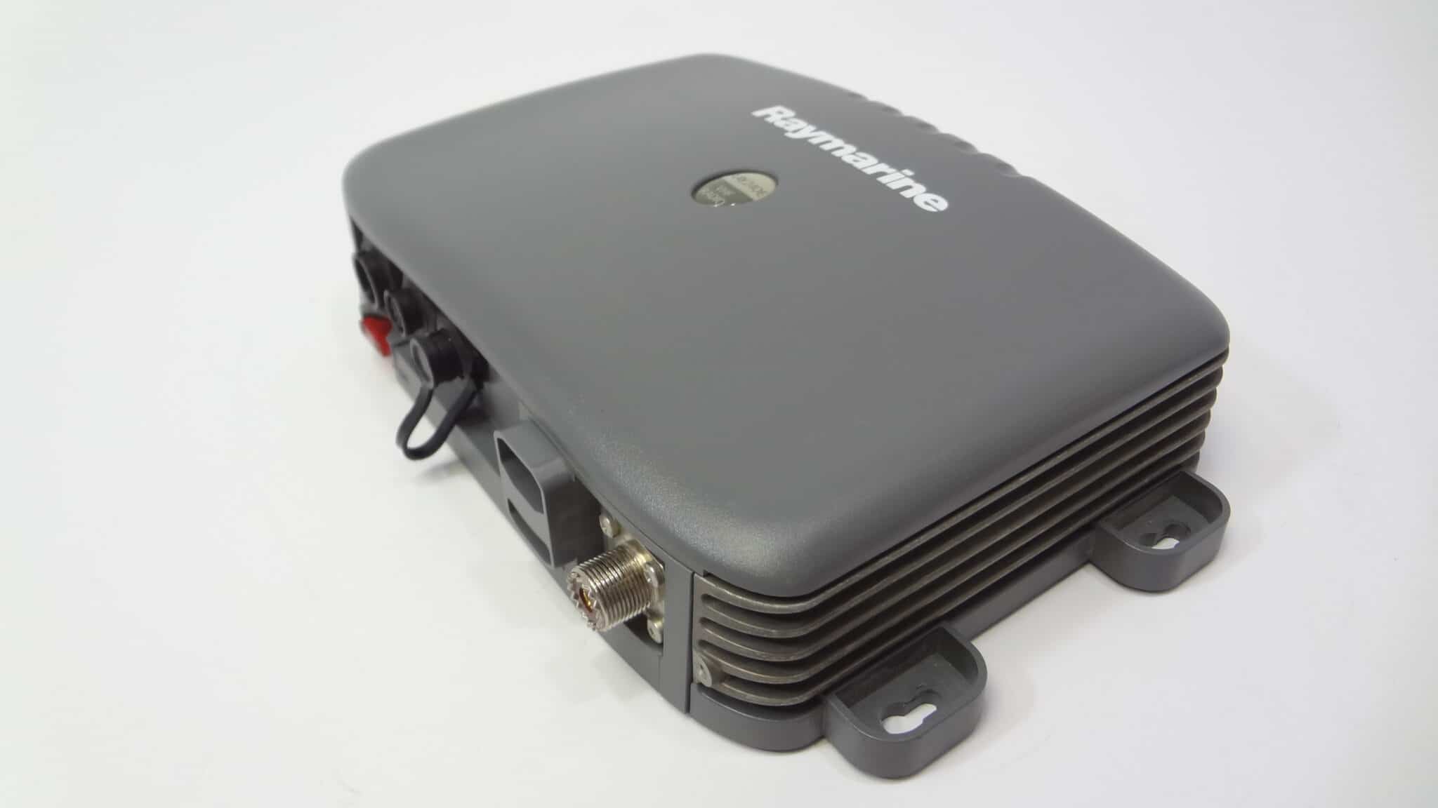 Raymarine RAY240E VHF Radio Transceiver ~ R49129 ~ E42001 *Tested Good ...