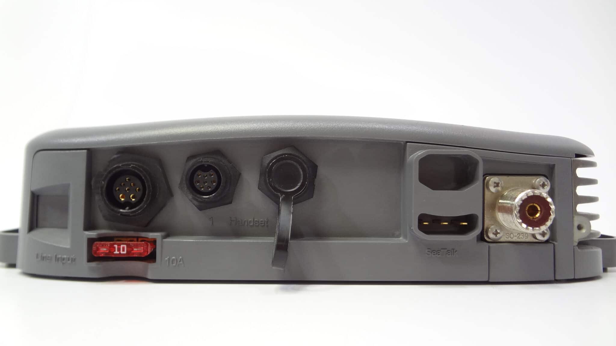 Raymarine RAY240E VHF Radio Transceiver ~ R49129 ~ E42001 *Tested Good ...