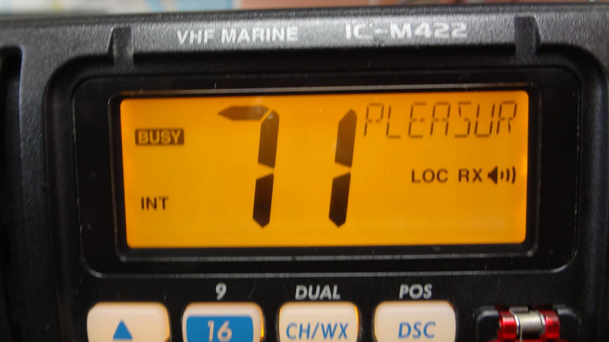 Icom IC-M422 Marine VHF Transceiver Radio Unit w/ Icom HM-150B Hand Microphone! - Max Marine ...