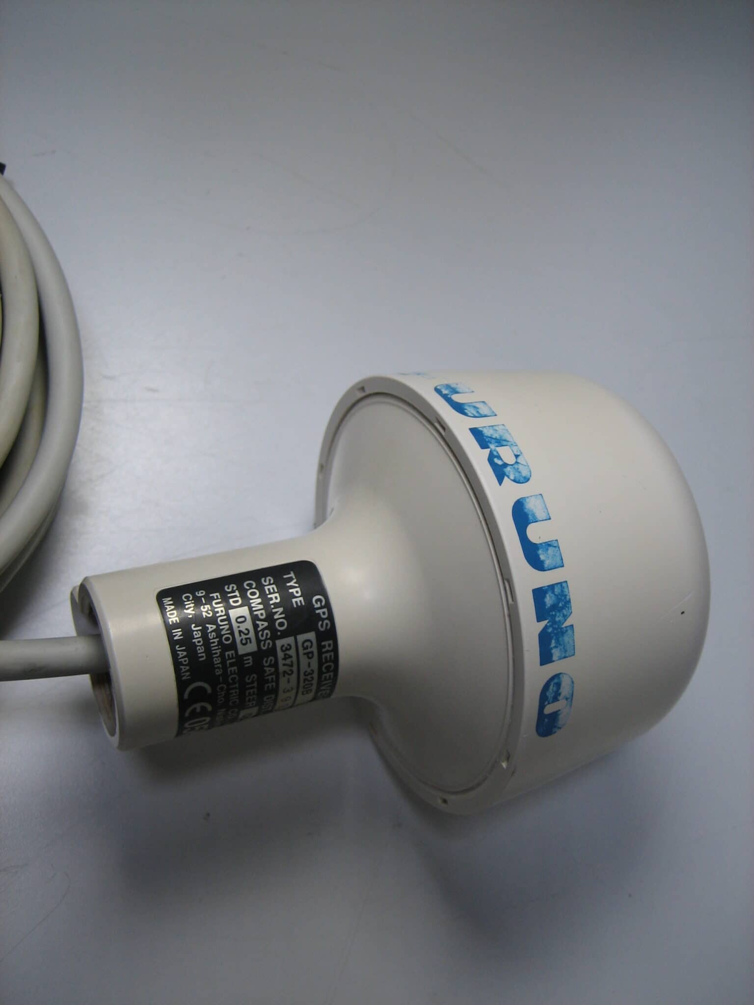 Furuno GP-320B GPS ANTENNA FOR Navnet VX1 VX2 3D ~ TESTED - Max Marine ...