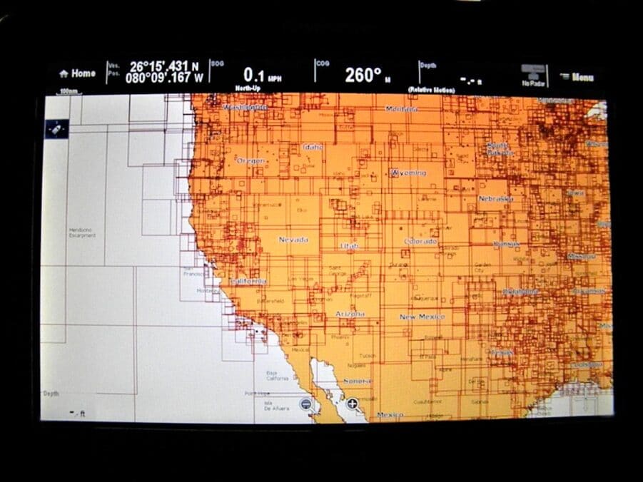 Navionics+ MicroSD Chart Card - ALL USA & CANADA - MSD/NAV+NI - 8GB ...