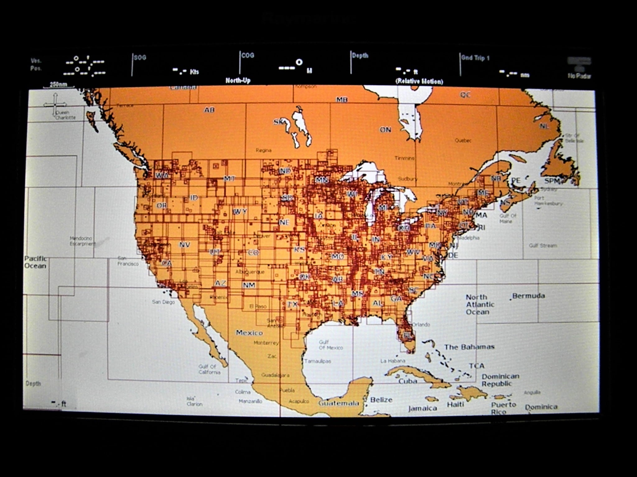 Navionics Silver MicroSD Chart Card - USA LAKES - MSD/95SF/RYM -2GB ...