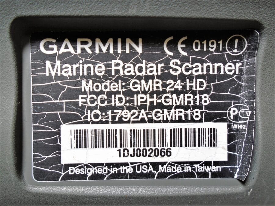 Garmin GMR24 HD 4kw Radar Dome Cover W/ Base (Parts Or Repair) - Max ...