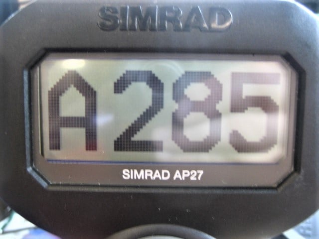 Simrad AP27 Handheld Autopilot Control Head - 22088090 - 90 Day ...