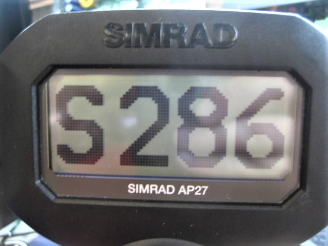 Simrad AP27 Handheld Autopilot Control Head - 22088090 - 90 Day ...