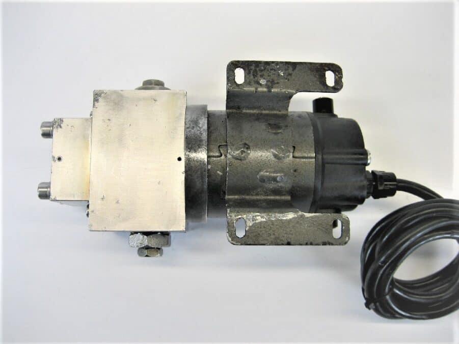 Simrad RPU80 Boat Autopilot Pump Reversible - 12VDC - PN21116181 ...