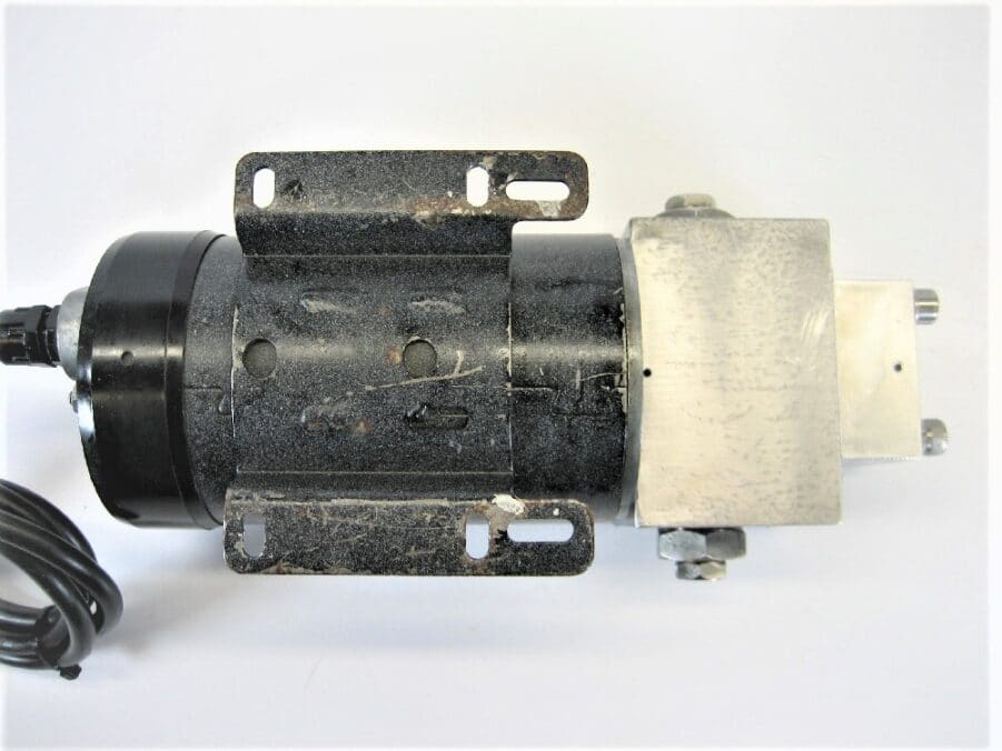 Simrad RPU100 Boat Autopilot Pump Reversible - 12VDC - PN2101225 ...