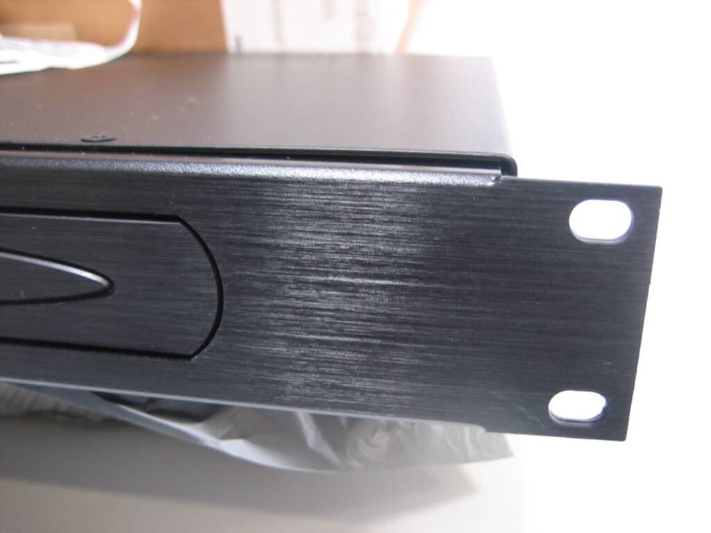 Middle Atlantic LT-1RA *LIT LOGO FRONT* *Dimmable* Rack Mounted Light ...