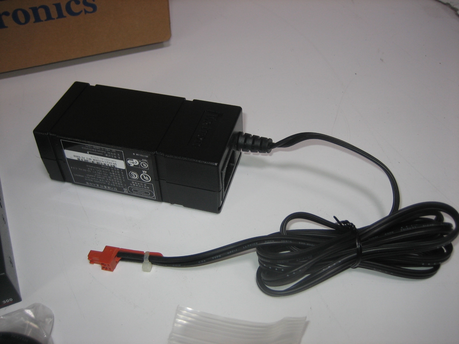 Extron Electronics RGB-DVI 300 RGB & HDTV Component Video Scaler to DVI ...